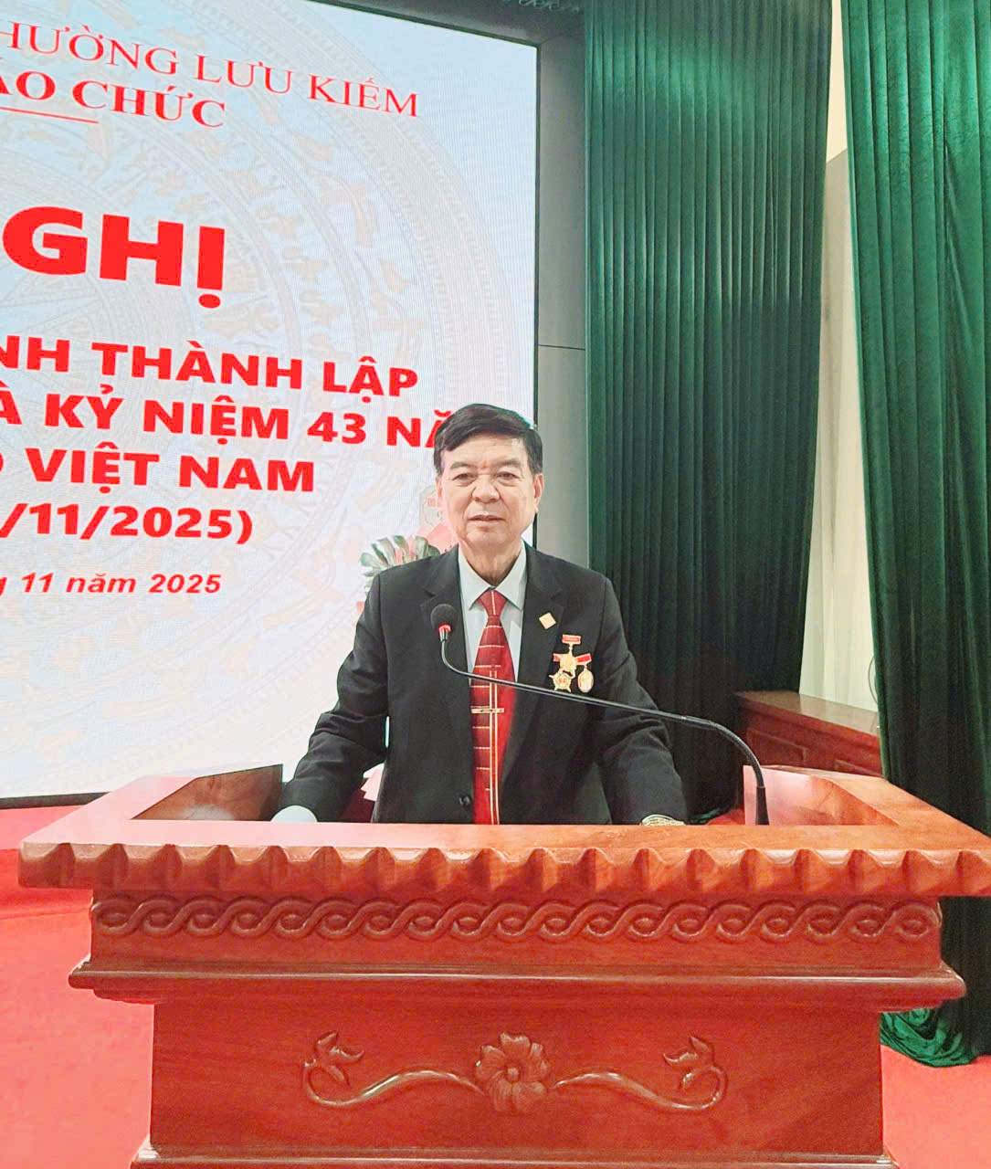 HỘI NGHỊ CÔNG BỐ QUYẾT ĐỊNH THÀNH LẬP HỘI CỰU GIÁO CHỨC PHƯỜNG LƯU KIẾM VÀ KỶ NIỆM 43 NĂM NGÀY ...